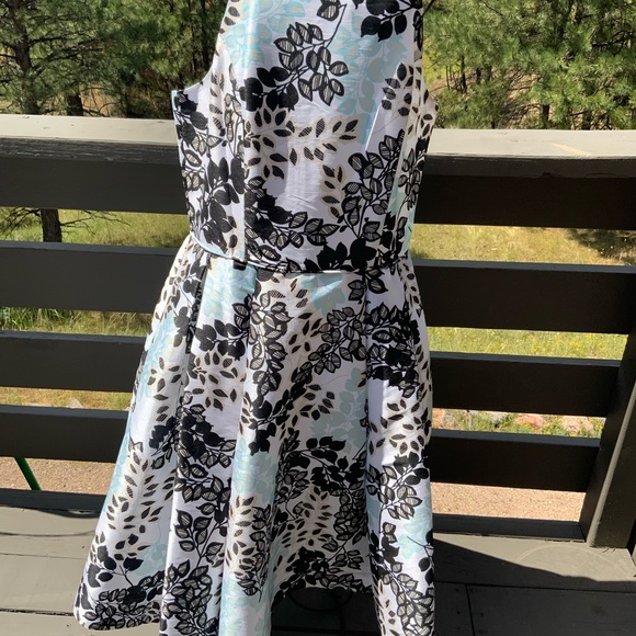 eshakti | Dresses | Eshakti Black And White Floral Dress | Poshmark
